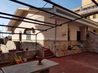 Case indipendenti in vendita in zona Torre Angela, Roma - Immobiliare.it